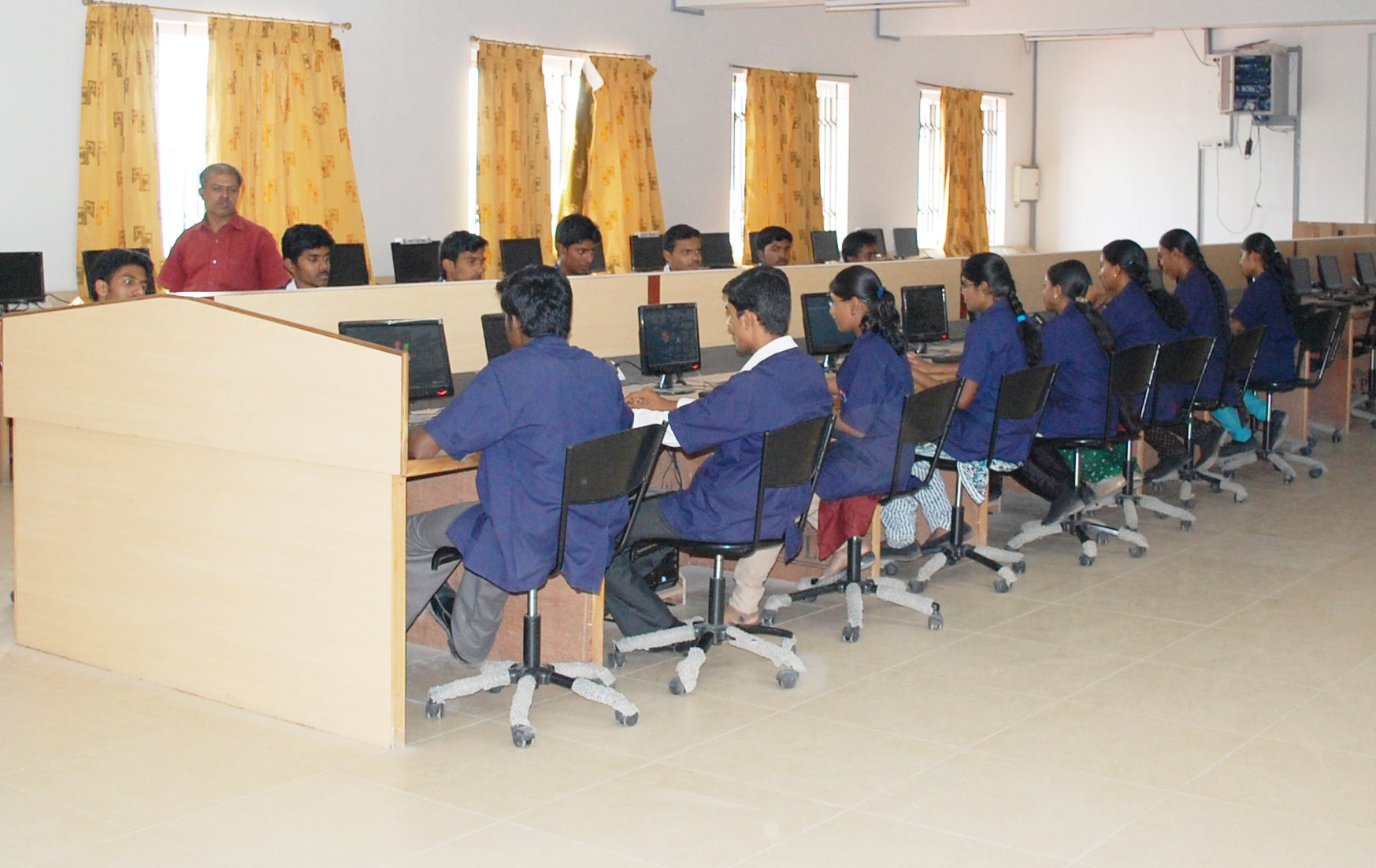 Suguna College Of Engineering Photos, Pictures for Suguna College Of ... Suguna College Of Engineering Photos, Pictures for Suguna College Of ...
