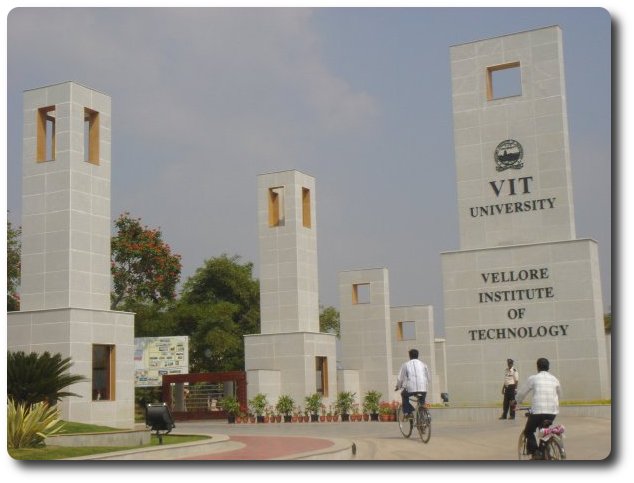 VIT University Photos, Pictures for VIT University, Vellore, Tamil Nadu - Agarum
